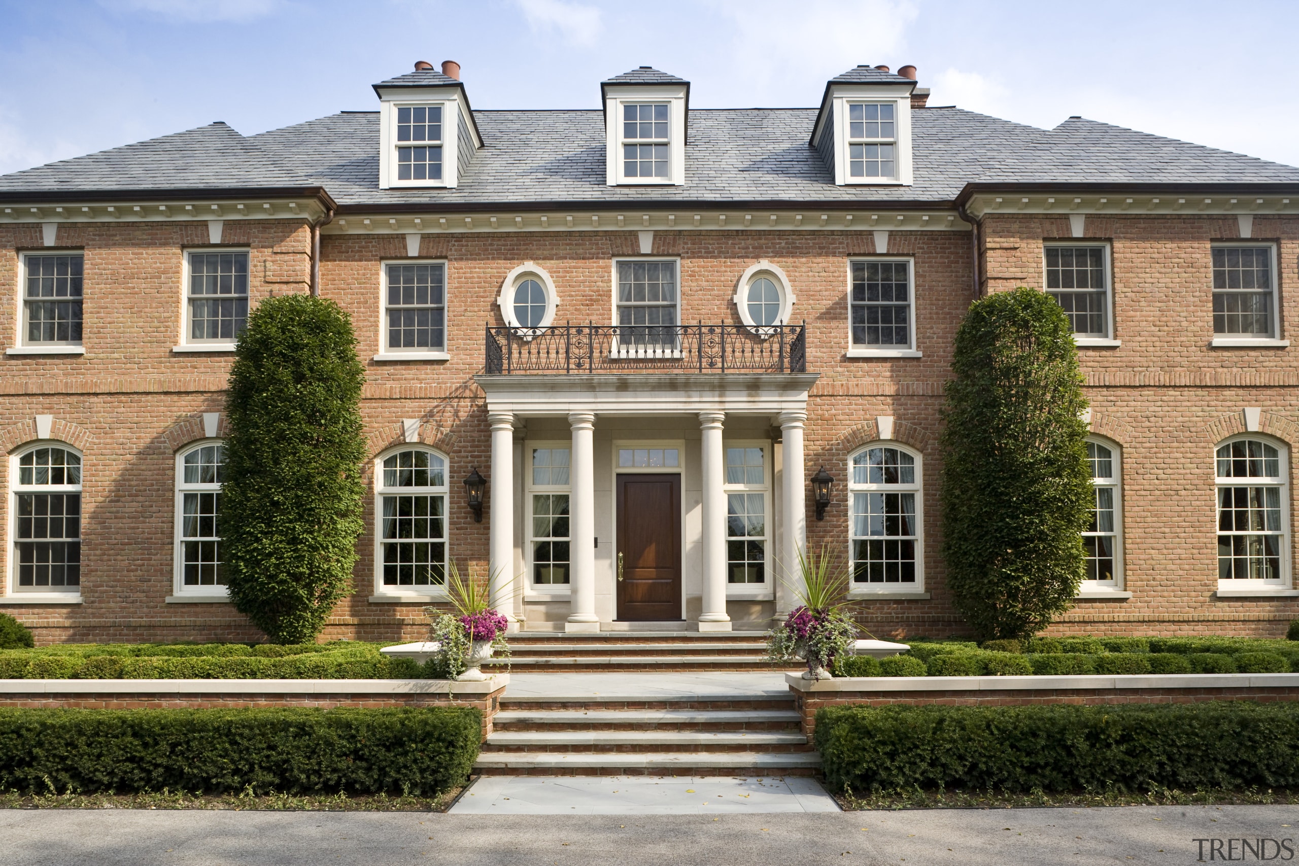 Exterior view of Georgian-style hom... - Gallery - 18 | Trends