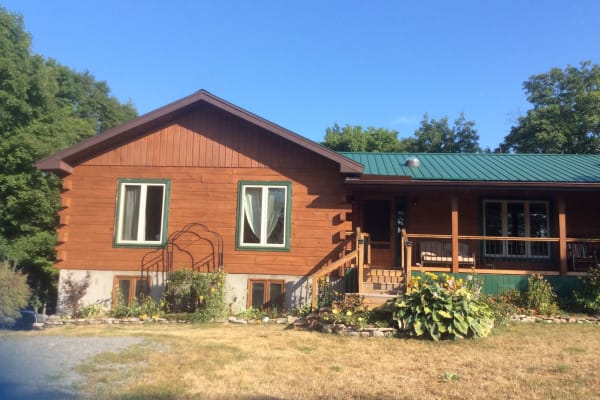 House Sitting in Parham, Ontario, Canada | TrustedHousesitters.com