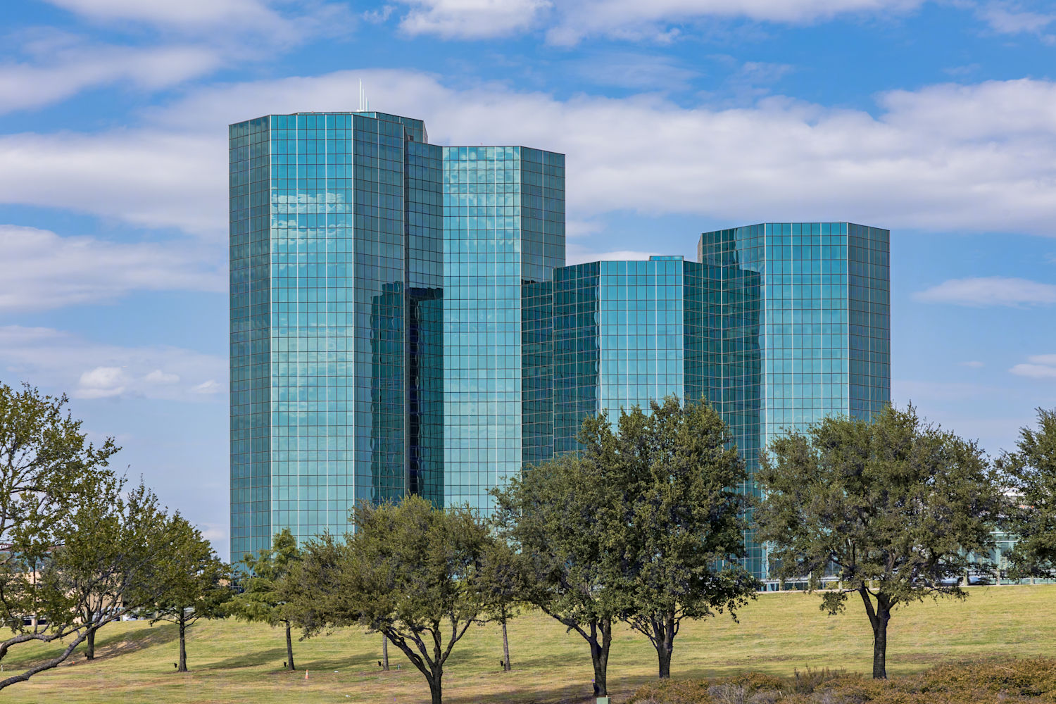 Urban Towers - 222 West Las Colinas Boulevard, Irving, TX Commercial ...