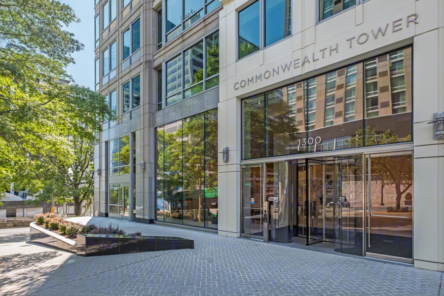 Commonwealth Tower - 1300 Wilson Boulevard, Arlington, VA Commercial ...