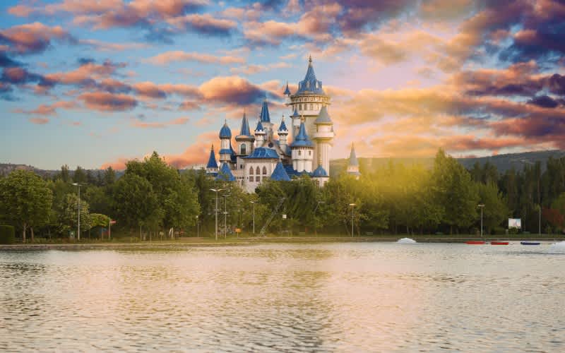 Sazova Parkı: Yerli Disneyland | Turna.com
