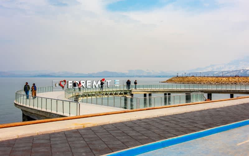 Edremit'e Nasıl Gidilir? Edremit Nerede? | Turna.com