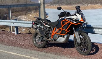 Cold Weather Motorcycle Riding? Here’s Your Guide