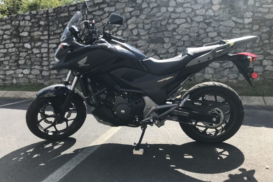 2015 Honda NC700X Motorcycle Rental in Columbia, TN m-pegdr89