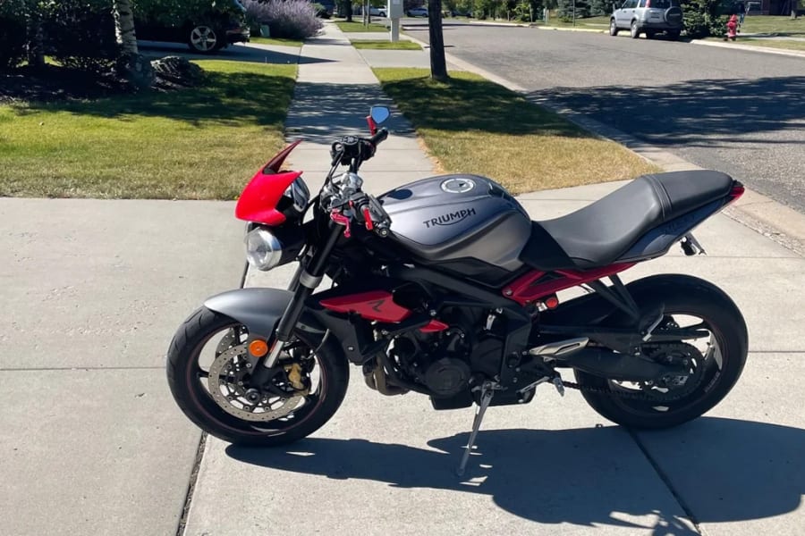 2016 Triumph Street Triple R Motorcycle Rental in Bozeman, MT m-e36yzg9