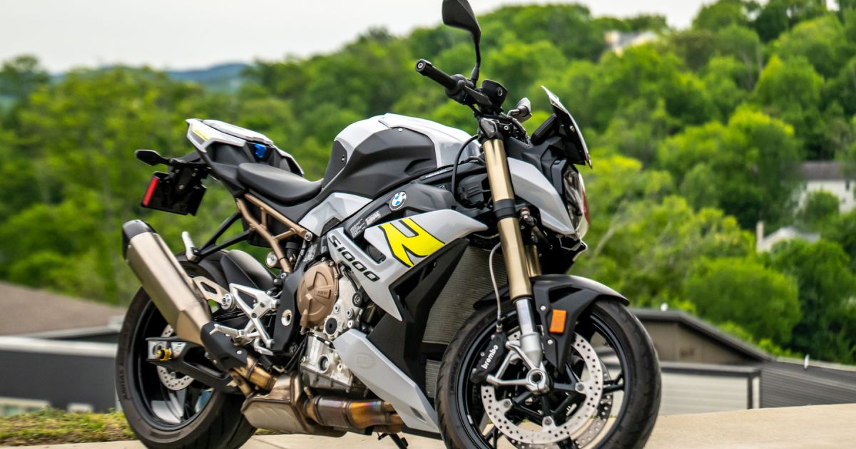 2022 BMW S 1000 R Motorcycle Rental in Nashville, TN m-emrwnm9