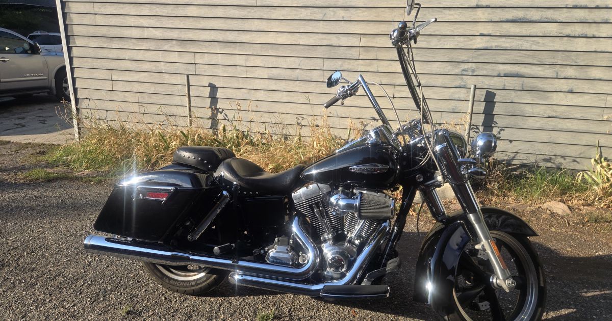 2012 Harley-Davidson FLD Dyna Switchback Motorcycle Rental in Salt Lake ...