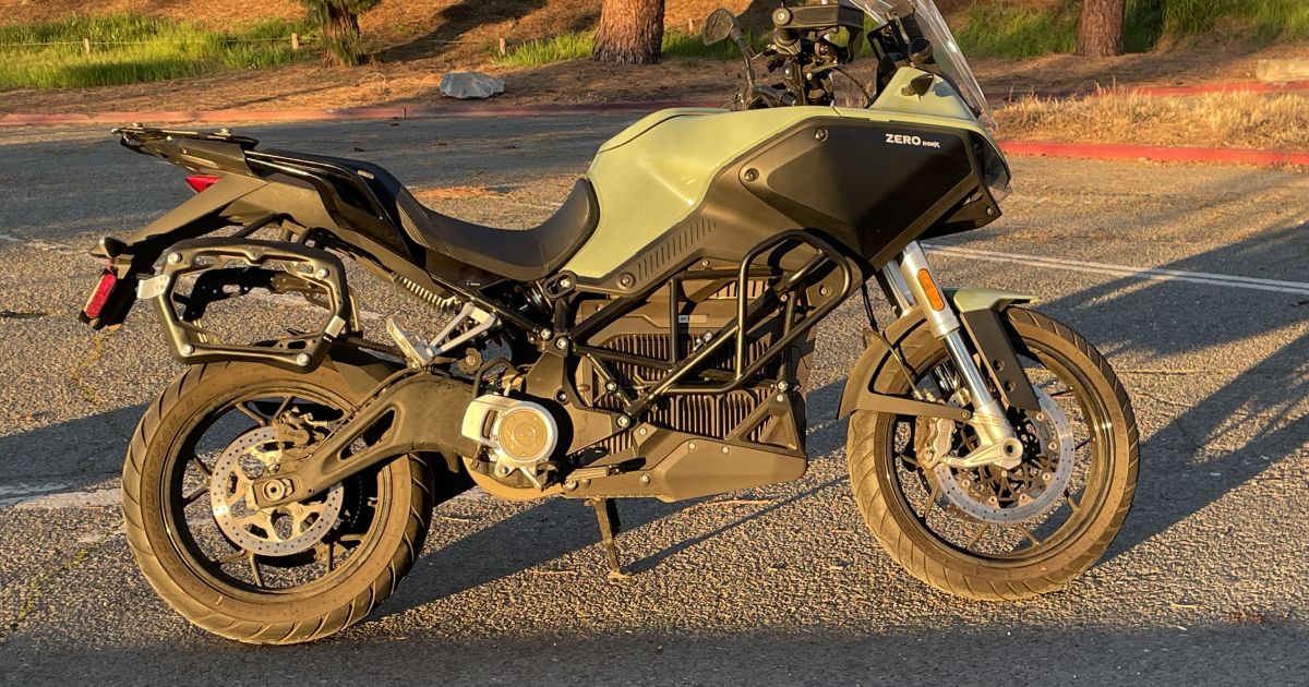 2023 Zero DSR X Motorcycle Rental in Sacramento, CA m-9yy72p9