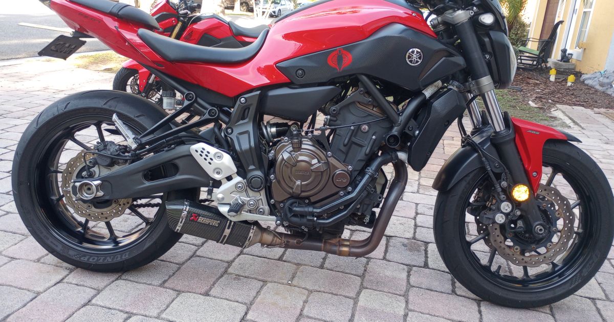 2017 Yamaha FZ-07 Motorcycle Rental in Hudson, FL m-9w65lke