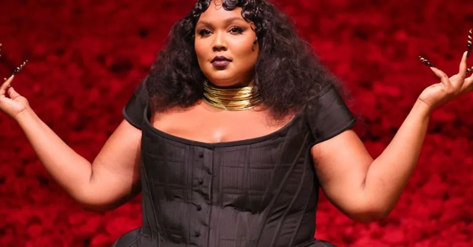 Lizzo: The Special Tour in Detroit, EUA - Beevtz