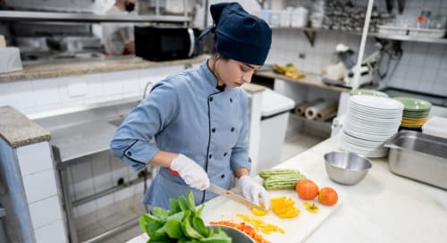 8 ways to protect employees from cuts and lacerations at work