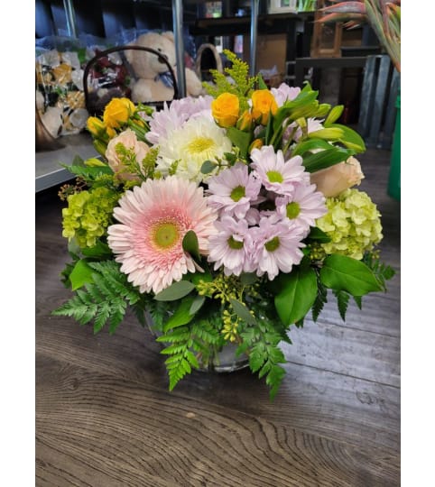 Fresh Flower Delivery to Whitby, ON - Send Flowers Today