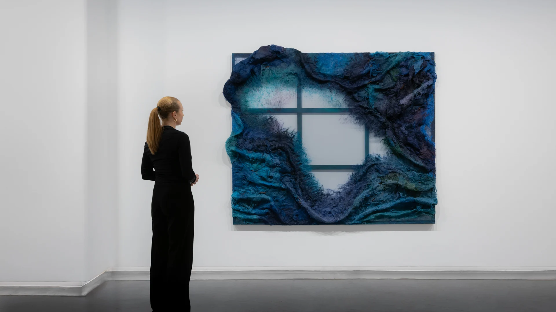 Amy Hui Li - paradise lost - Unit