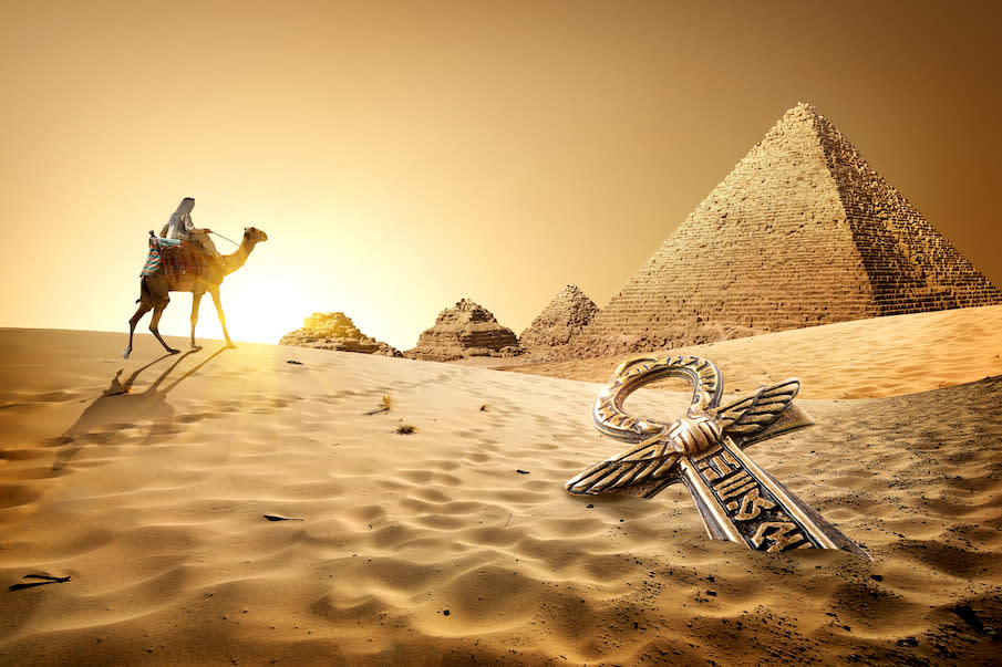 Journey to the Past: Conquer the Mysteries of an Egyptian Pyramid ...