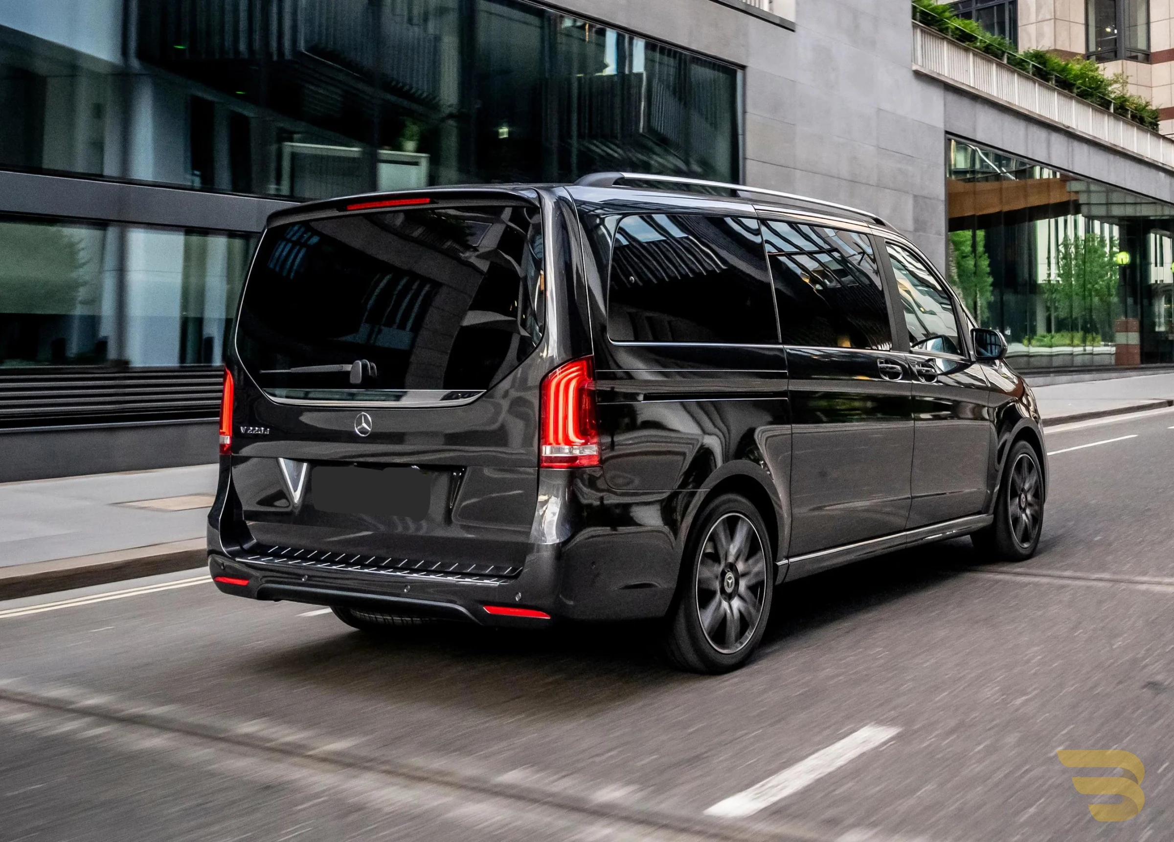 Rent a Mercedes Benz V300 8 seats in Italy | BillionRent.com