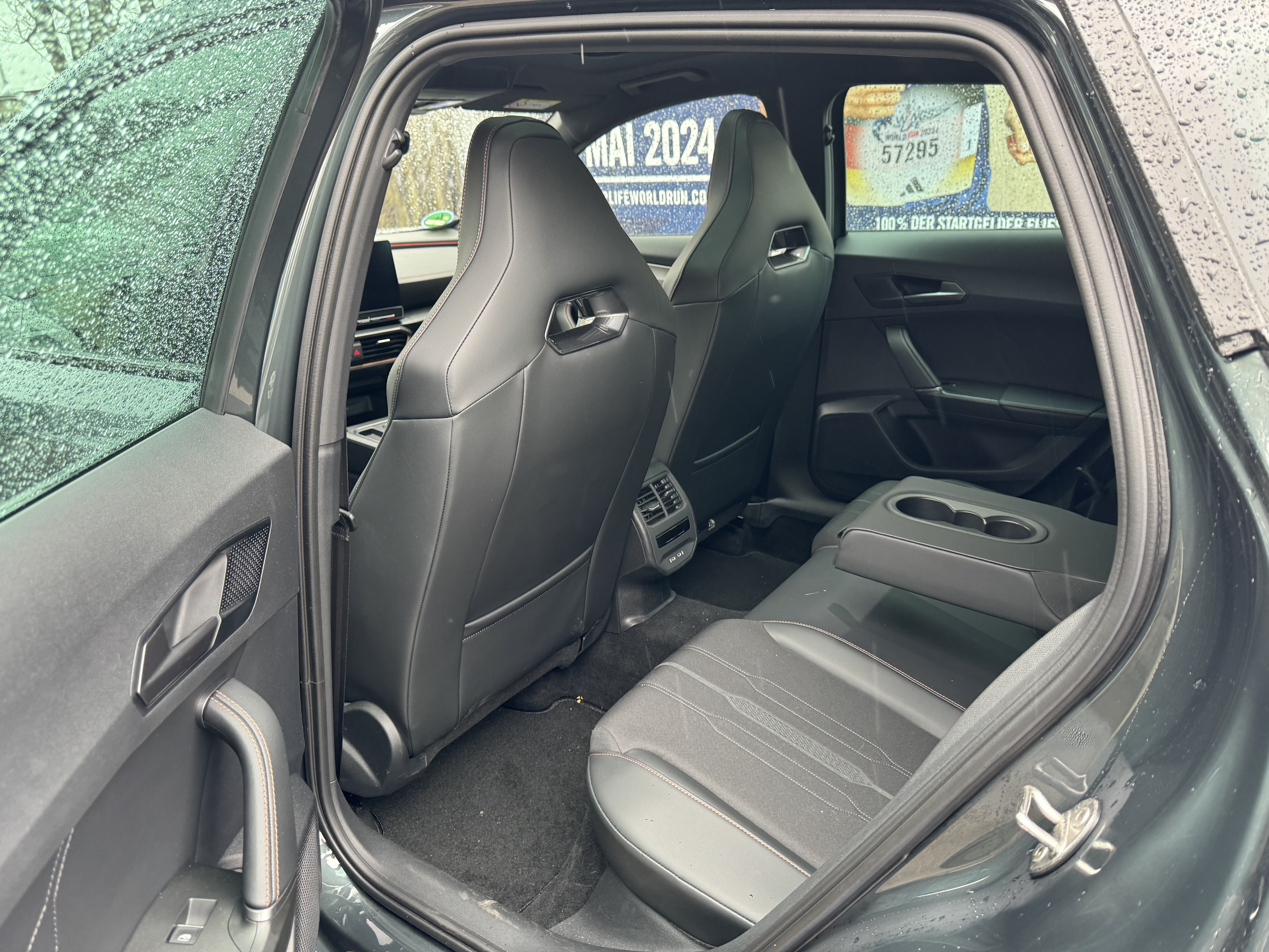Rent Cupra Formentor VZ5 in Salou – Discover Unleashed Power and Style