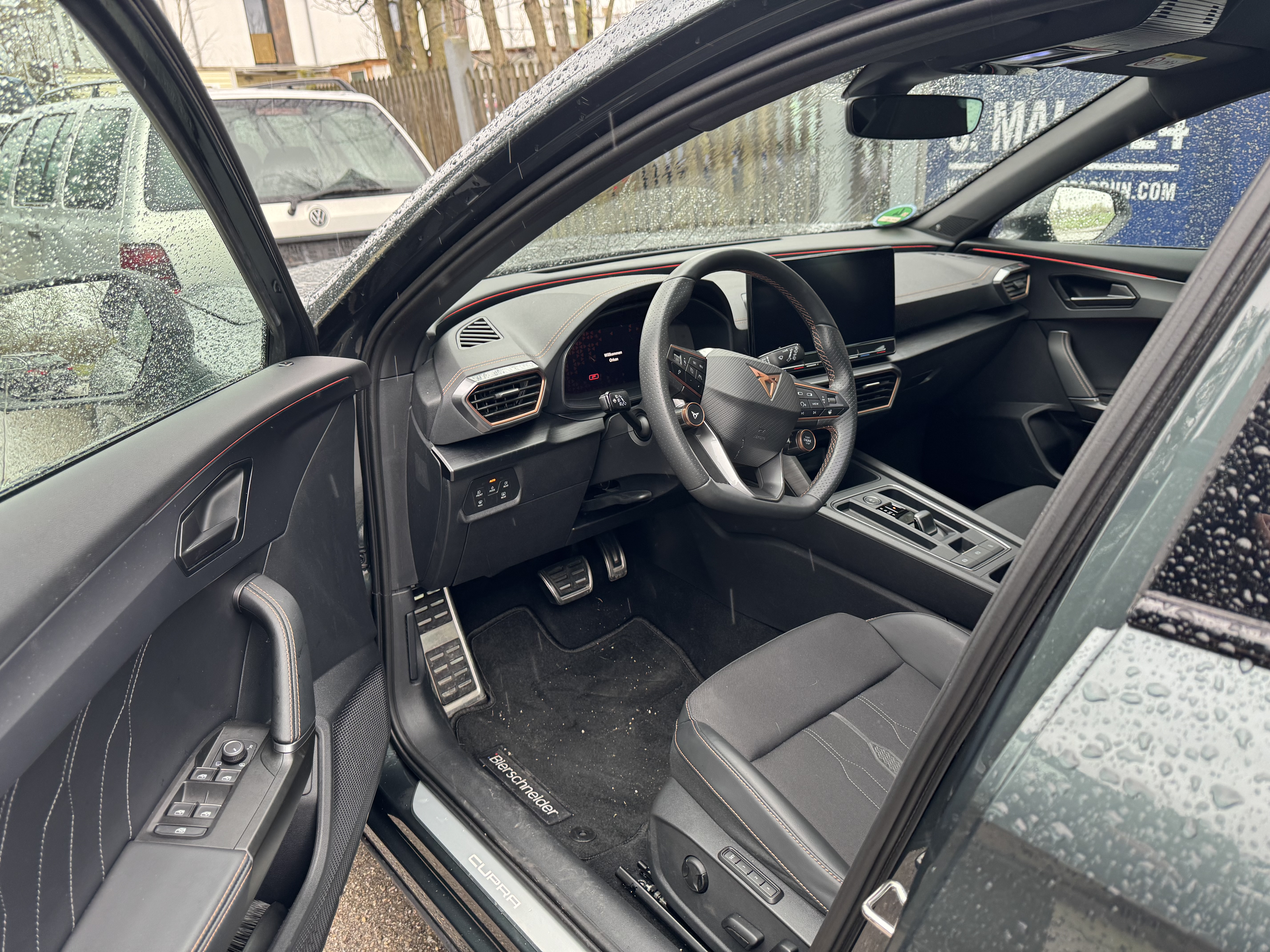 Rent Cupra Formentor VZ5 in Salou – Discover Unleashed Power and Style