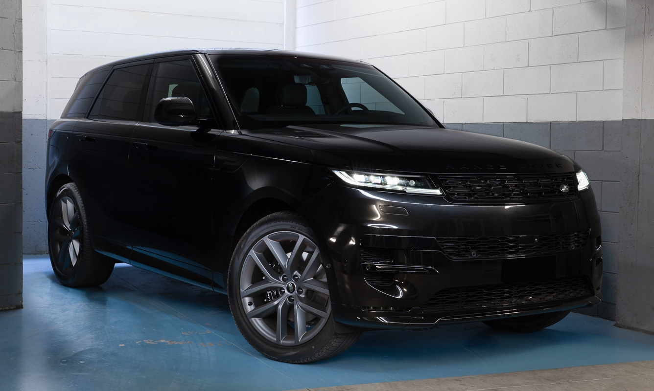 Rent a Land Rover Range Rover Sport in Europe | BillionRent.com