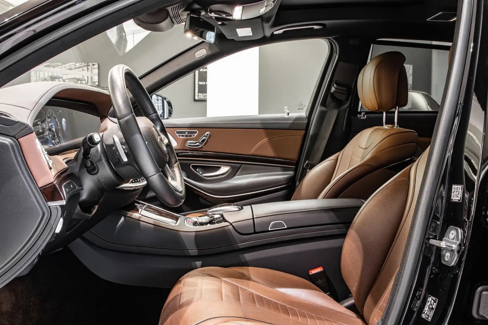 Rent a S560 in Maribor | BillionRent.com