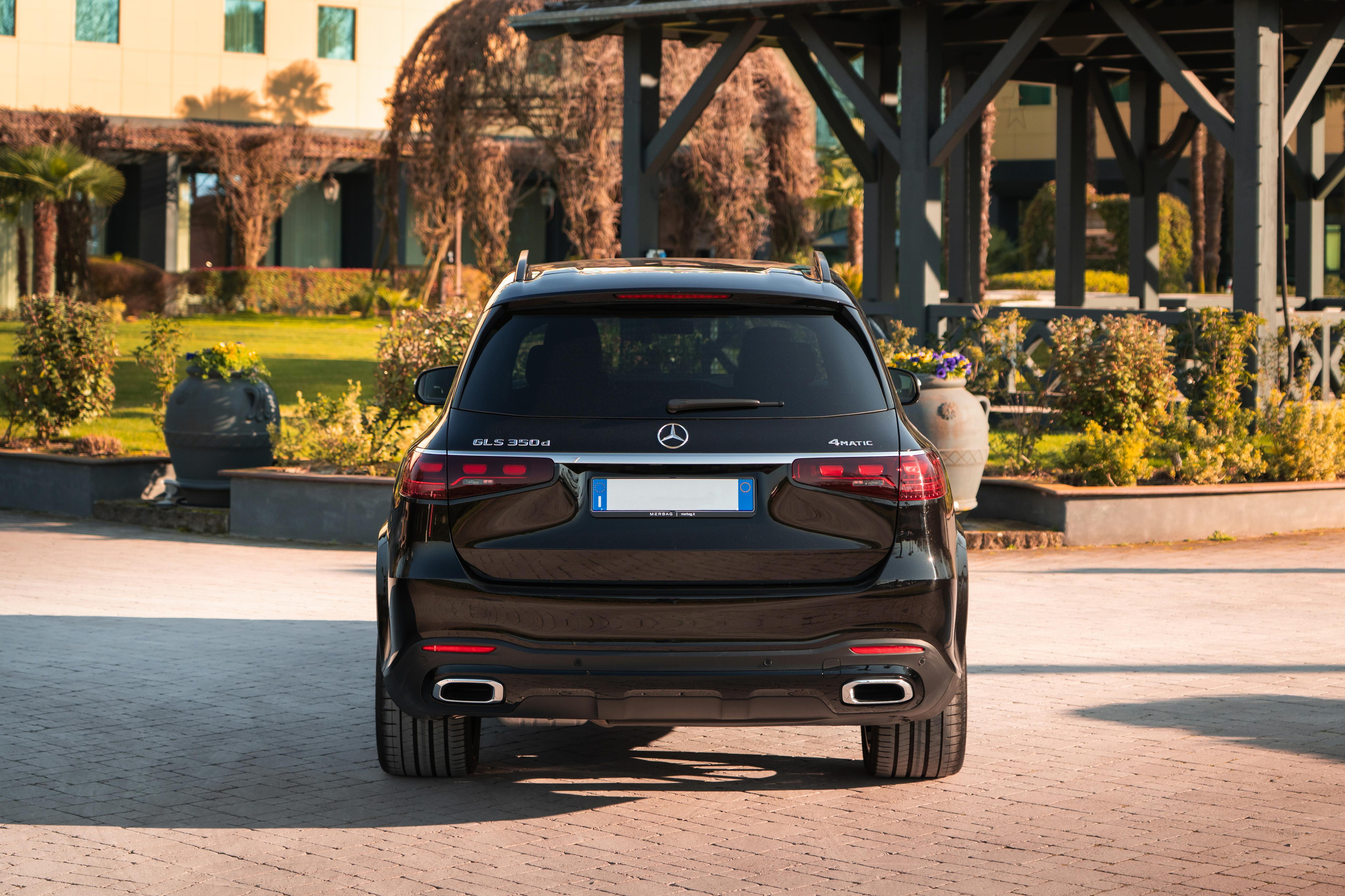 Rent Mercedes-Benz GLS 350d - 7 seats in Europe – Book Now at Billionrent