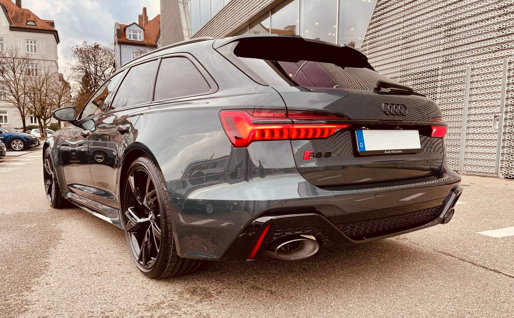Rent a Audi RS6 in Europe | BillionRent.com