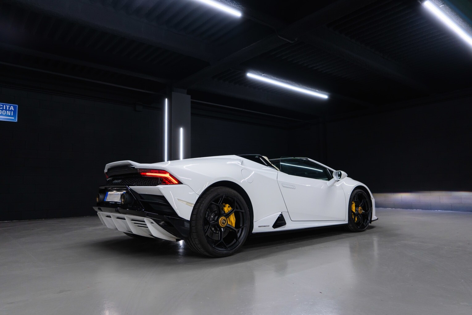 Rent Lamborghini Huracán Evo Spider in Antwerp – Book Now at Billionrent