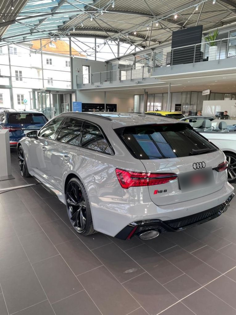 Alquila un Audi RS6 Dynamic 2023 en Europa – Tecnología y Velocidad en Uno