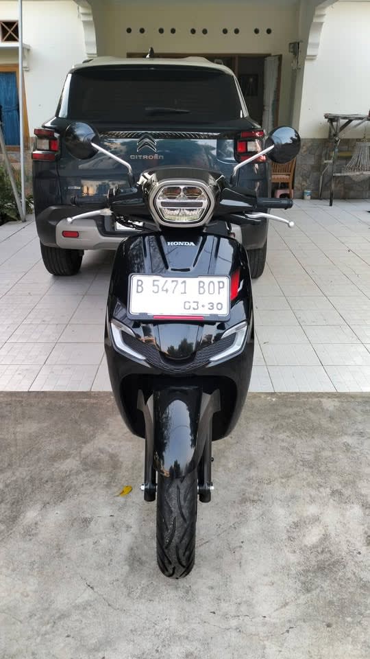 Jual Motor Bekas STYLO 160 2025 Jakarta Timur