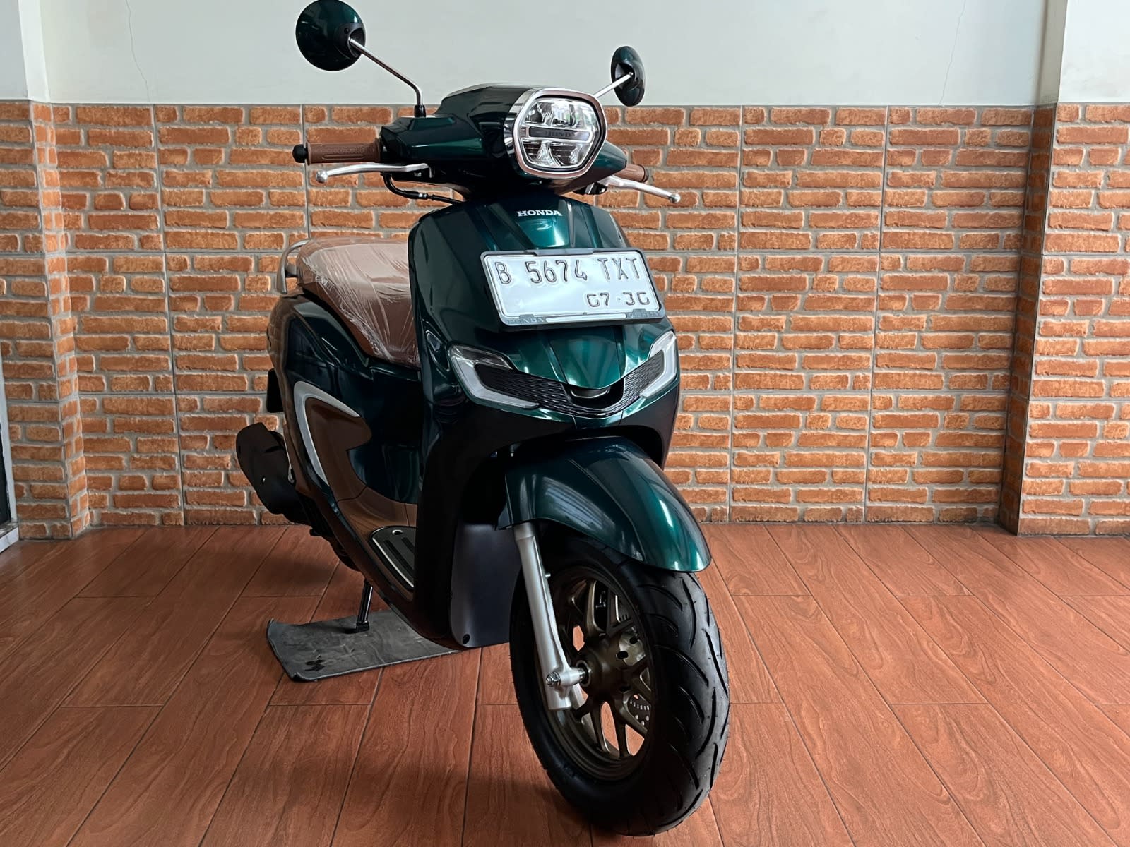 Jual Motor Bekas STYLO 160 2025 Jakarta Pusat