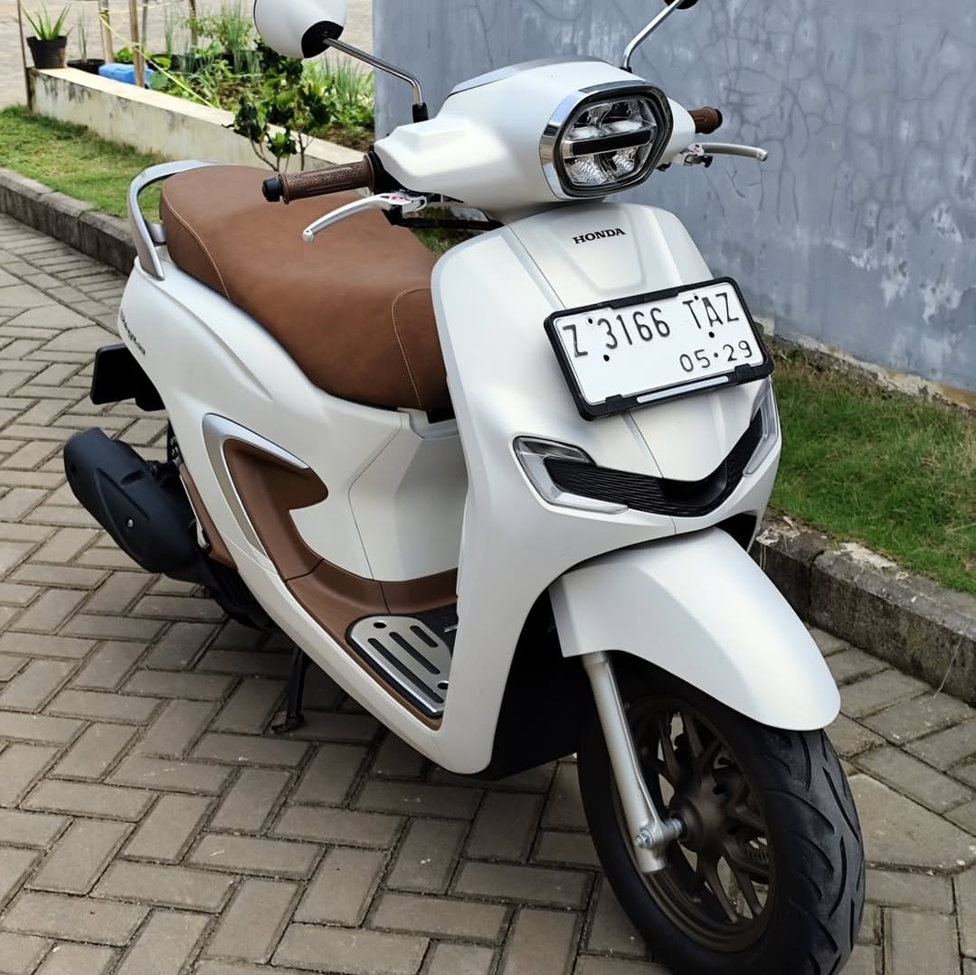 Jual Motor Bekas STYLO 160 2025 Kab. Garut