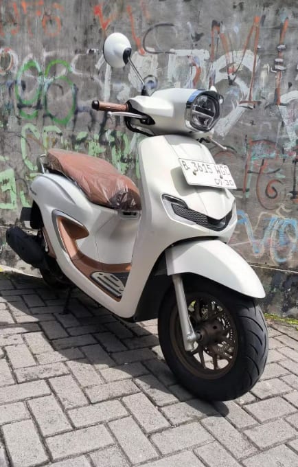 Jual Motor Bekas STYLO 160 2025 Tangerang Selatan