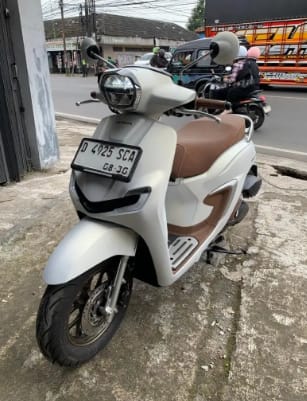 Jual Motor Bekas STYLO 160 2025 Bandung