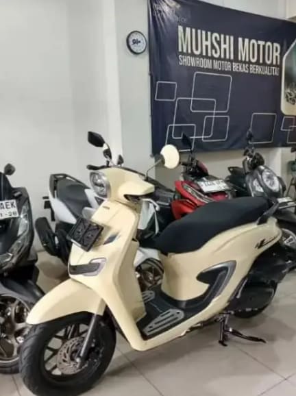 Jual Motor Bekas STYLO 160 2025 Bandung