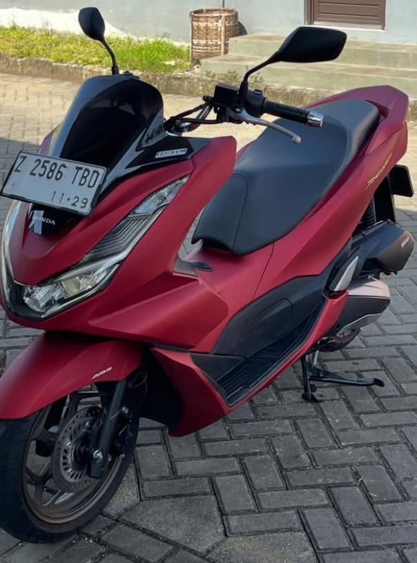 Jual Honda NEW PCX 160 bekas 2024 7.500 Km Kab. Garut | Harga & Cicilan
