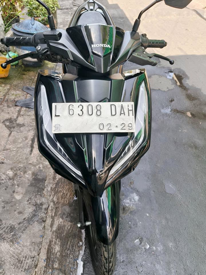 Jual Honda VARIO 125 CBS bekas 2024 500 Km Surabaya | Harga & Cicilan