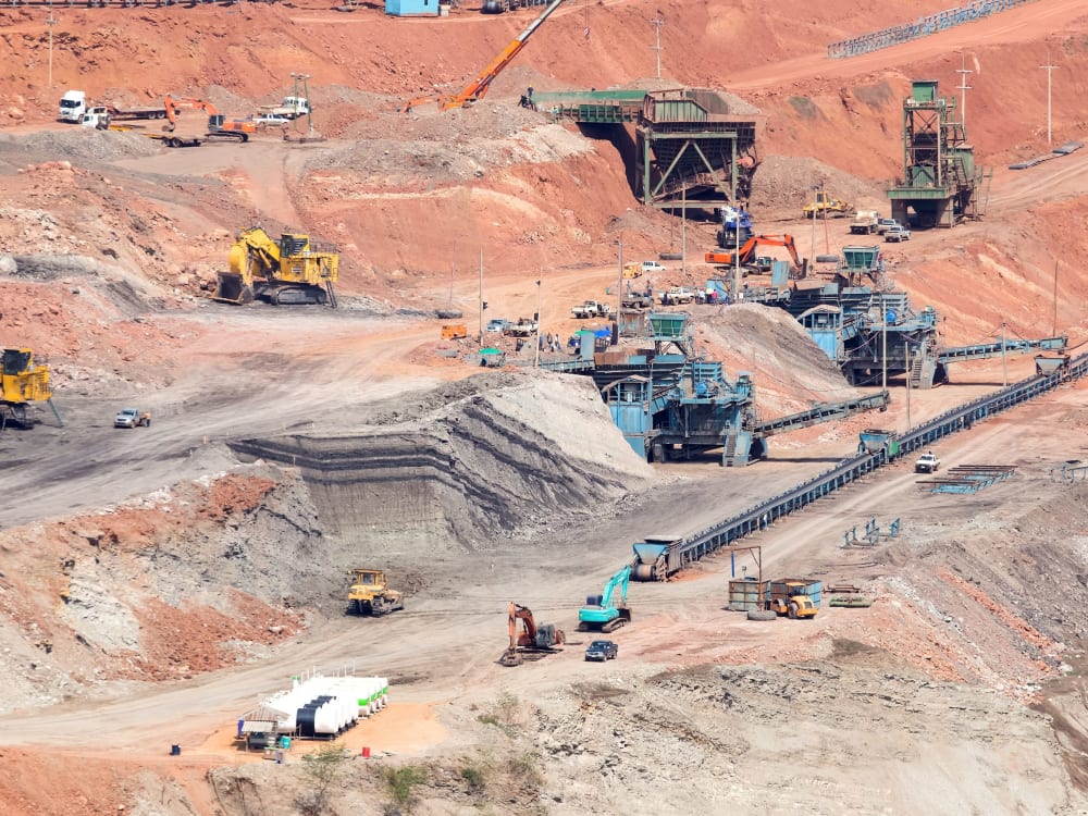 Smart Mining Solutions: Empowering Mining Sector with IoT, AI ...