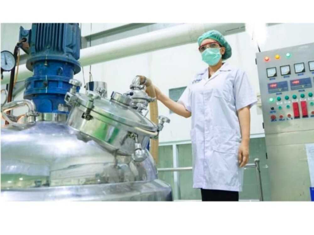 Formulation of cosmetics ,haircare & skincare products by cosmetic ...