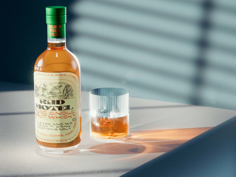 Realistic product/brand visualization for marketing purposes/web-pages ...