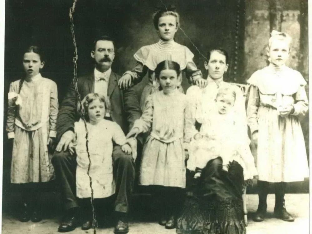 A multi-generational family tree with sources and documents | Upwork