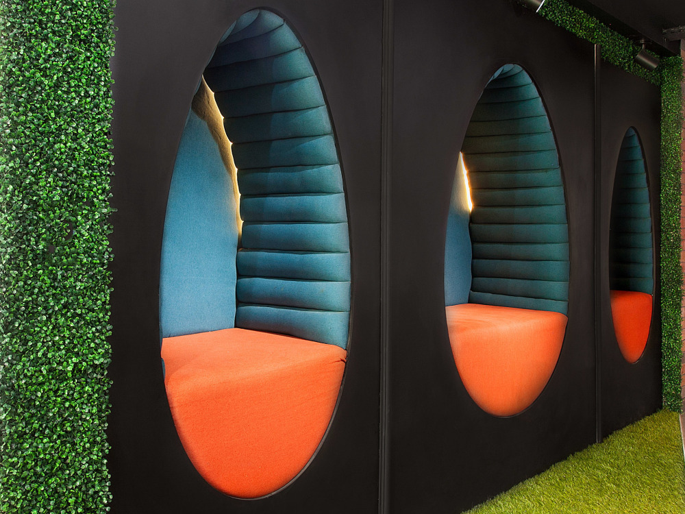 Functional office designs to will help boost productivity among your ...