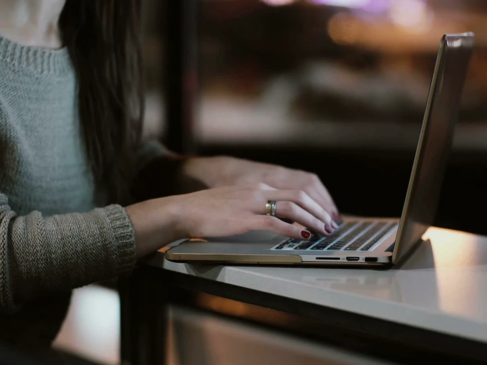 An efficient and accurate proof on your newest writing piece | Upwork