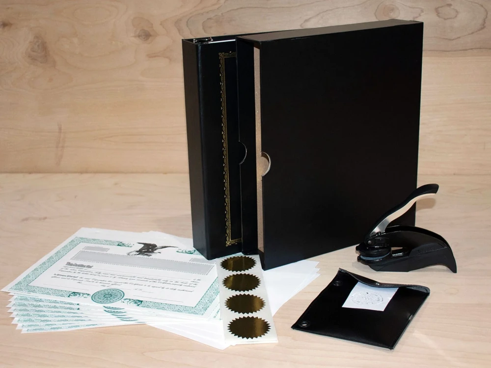 A complete virtual and/or physical corporate 'Minute Book' for your ...