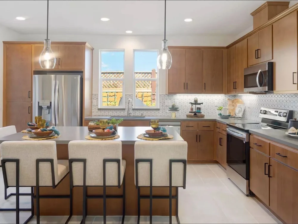 High-end property photos including interior, exterior and aerial images ...