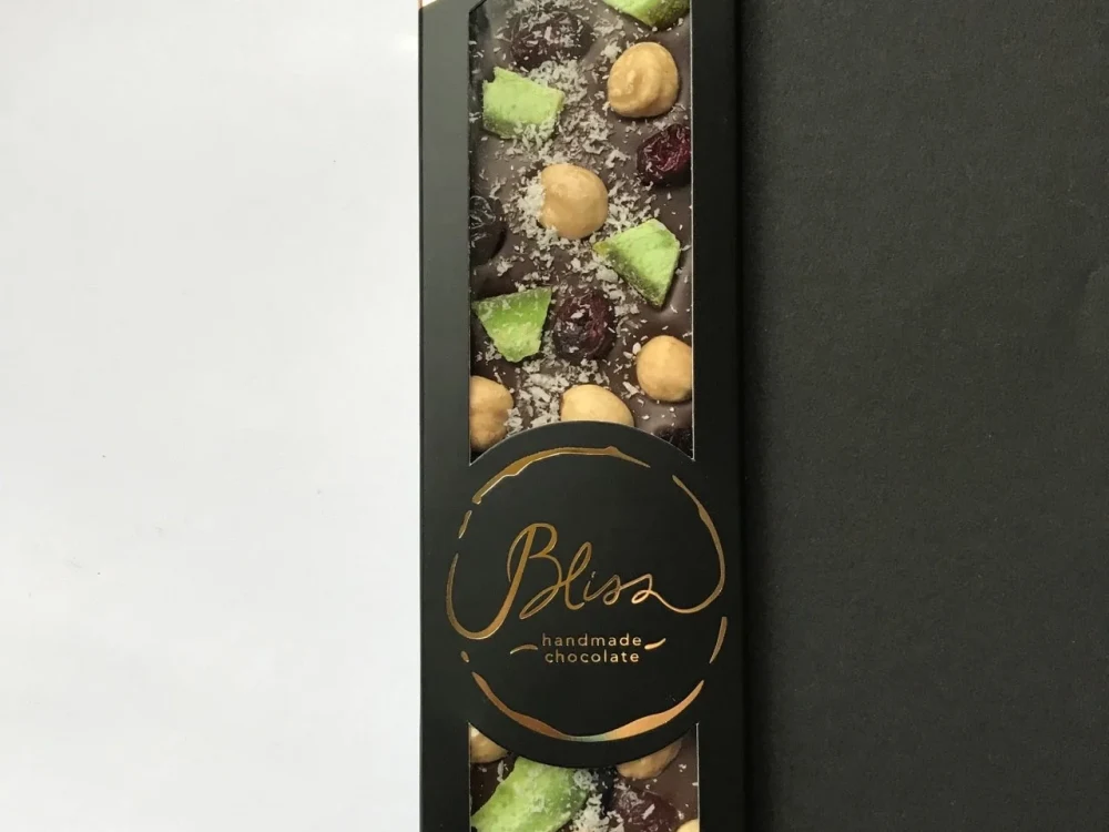 An eye-catching labels or packaging that can highlight all product ...