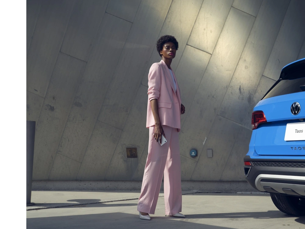 A professional image background extension. | Upwork