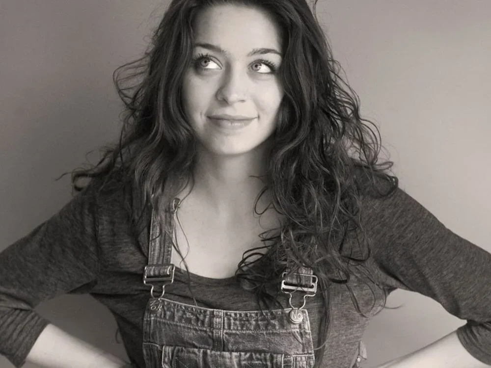 A Professional American Female Voice Over Recording- up to 500 words ...