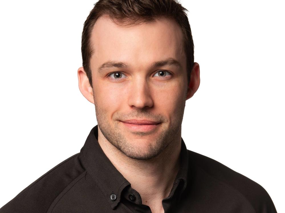Attractive headshots and/or event coverage for your organization. | Upwork