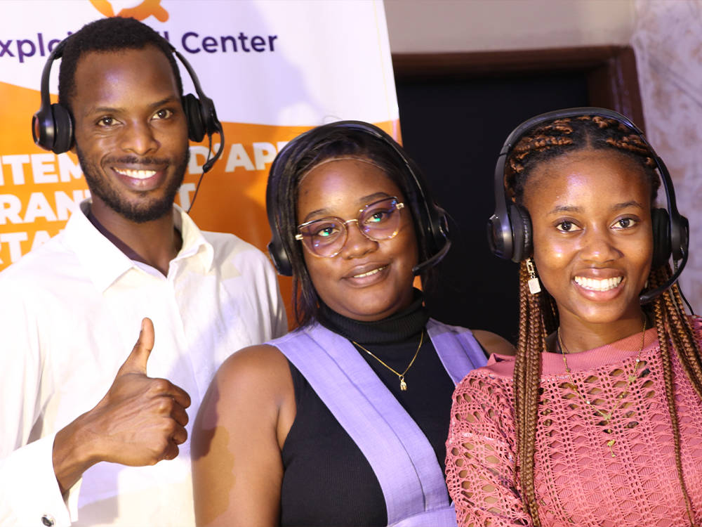 Customer Support Representative Agents for Calls and Chats ...