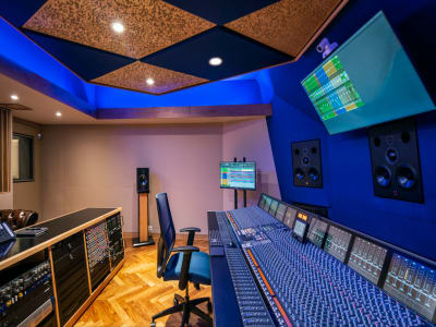 Mixing and mastering: Analog & Tech | Unleash Creativity | Upwork