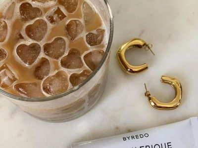 An aesthetic with multiple services AD for your brand ( UGC Creator ...